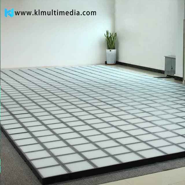 SuperGrid Game | Mega Grid - Activate Floor Game