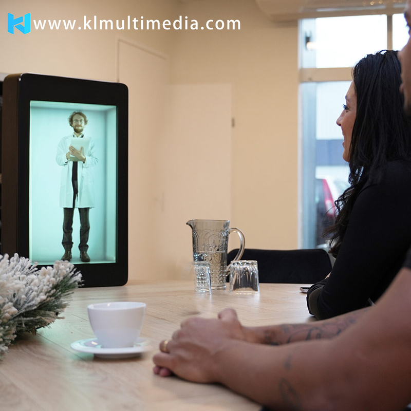 Live Human Hologram Box: Real-Time Conversation & Holo Connect